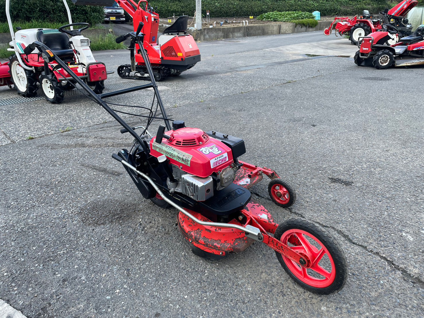 AZ600(Lawn mower)【With video】 - ワールドブリッジ株式会社